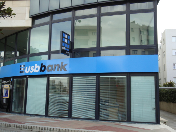 USB BANK PLC
